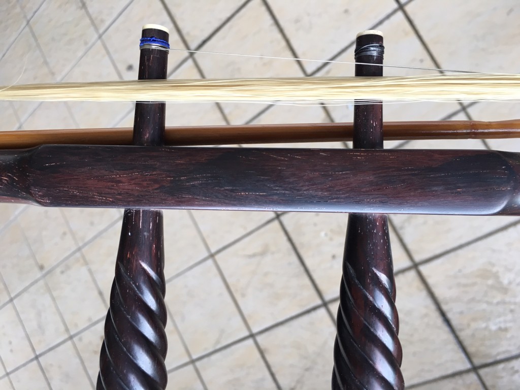 Is this Gaohu made from Violet Sandalwood?